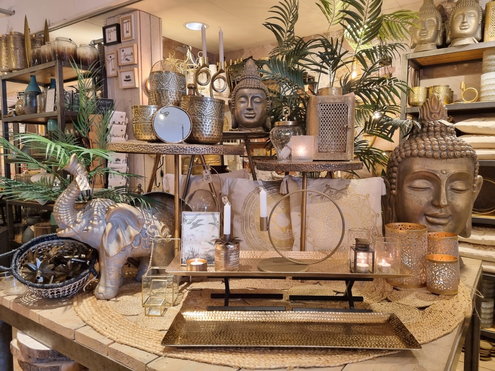 Bij Anne | Eigentijds wonen | Winkel Vaassen | Accessoires & Cadeau's